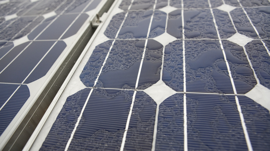 Newsela | No sun, no problem: New solar panels derive power from raindrops Newsela | No sun, no problem: New solar panels derive power from raindrops